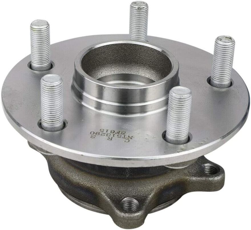 2009 Suzuki Grand Vitara Front Wheel Hub and Bearings (Pair)